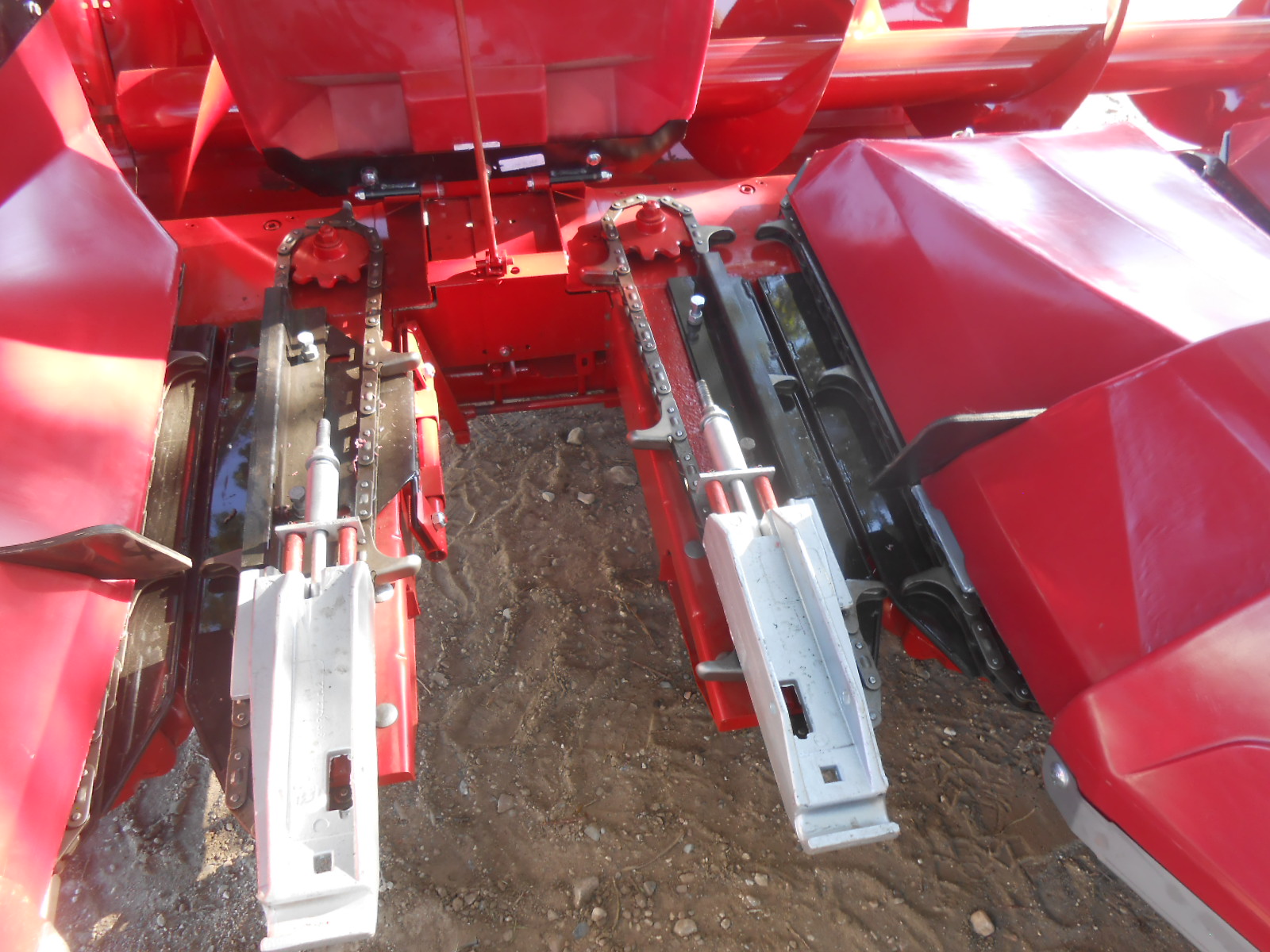 Case IH 1063 Corn Head - Green Way Farms Inc